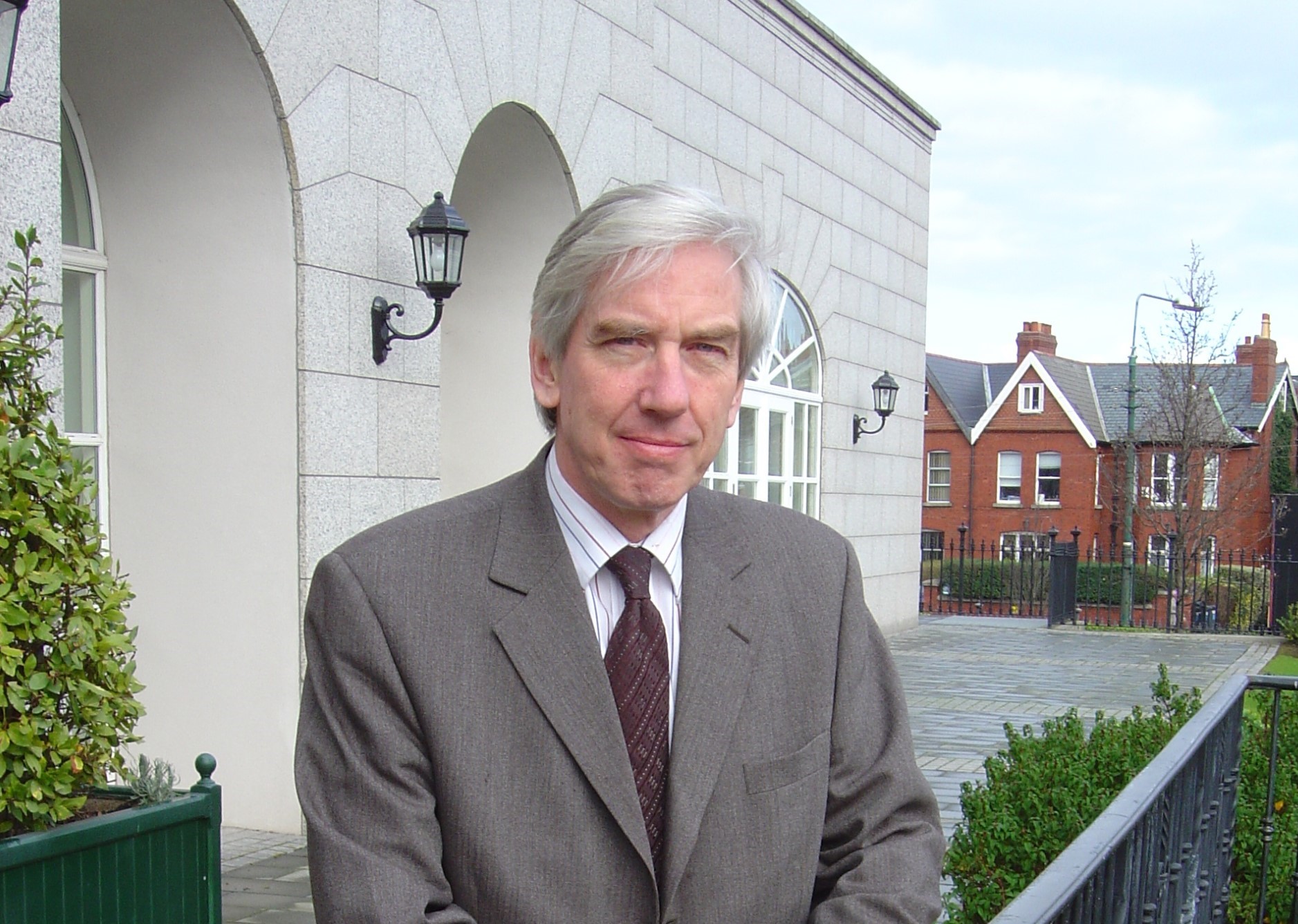 Tower Hamlets Says Farewell to Psychiatrist after 42 Years | East ...